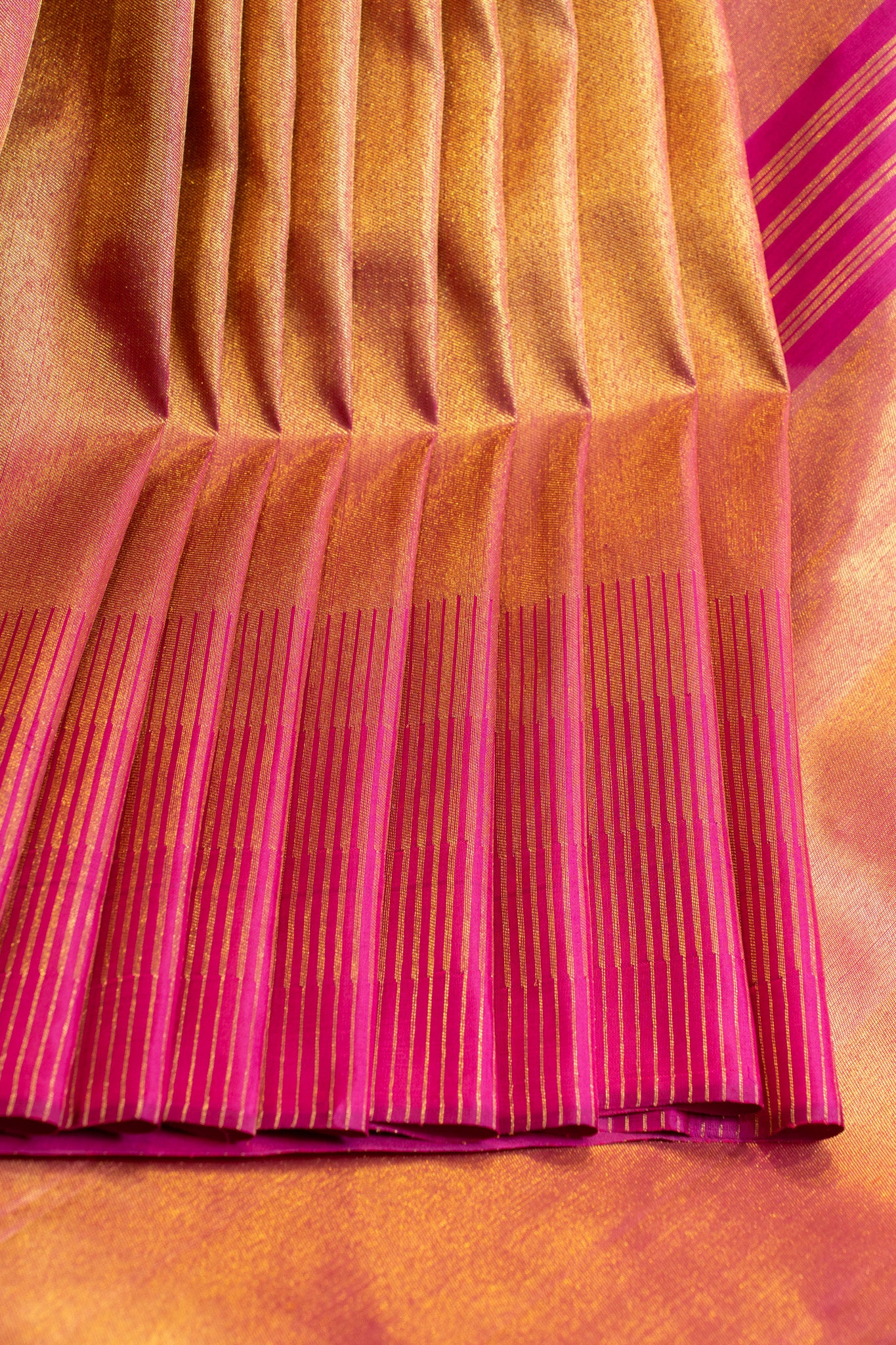 Magenta pure zari tissue 8 Kol Kanchipuram silk saree | Clio Silks