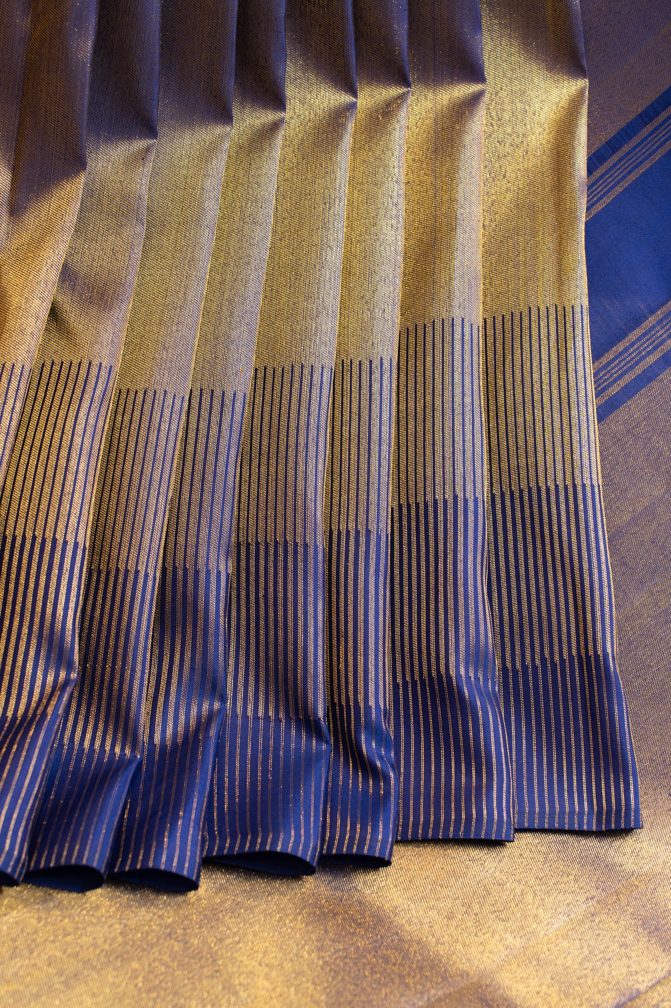 Royal blue 8 Kol pure tissue Kanchipuram silk saree | Clio Silks